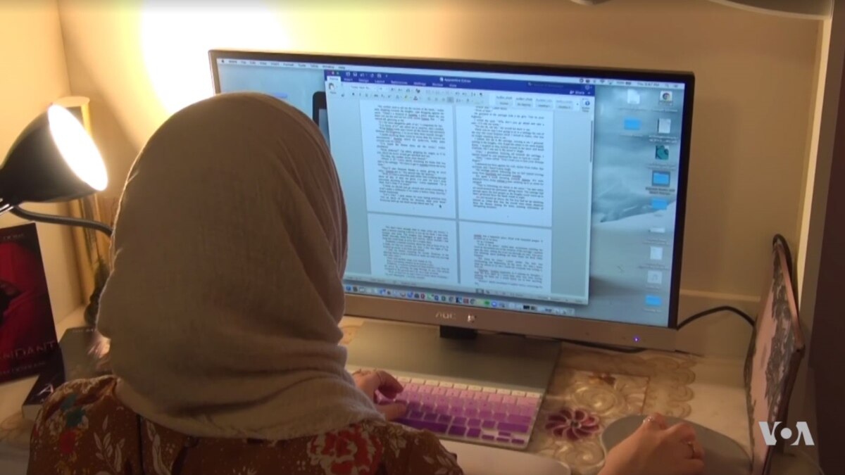 US Muslim Teen Author Writes Strong Female Characters