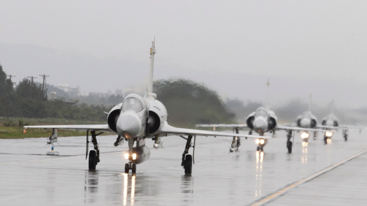 VOA Asia – Chinese planes cross the line near Taiwan