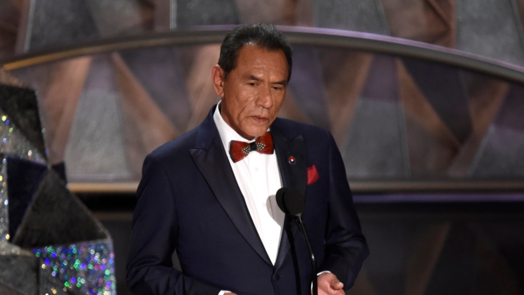 Wes Studi Becomes First Native American To Receive Academy