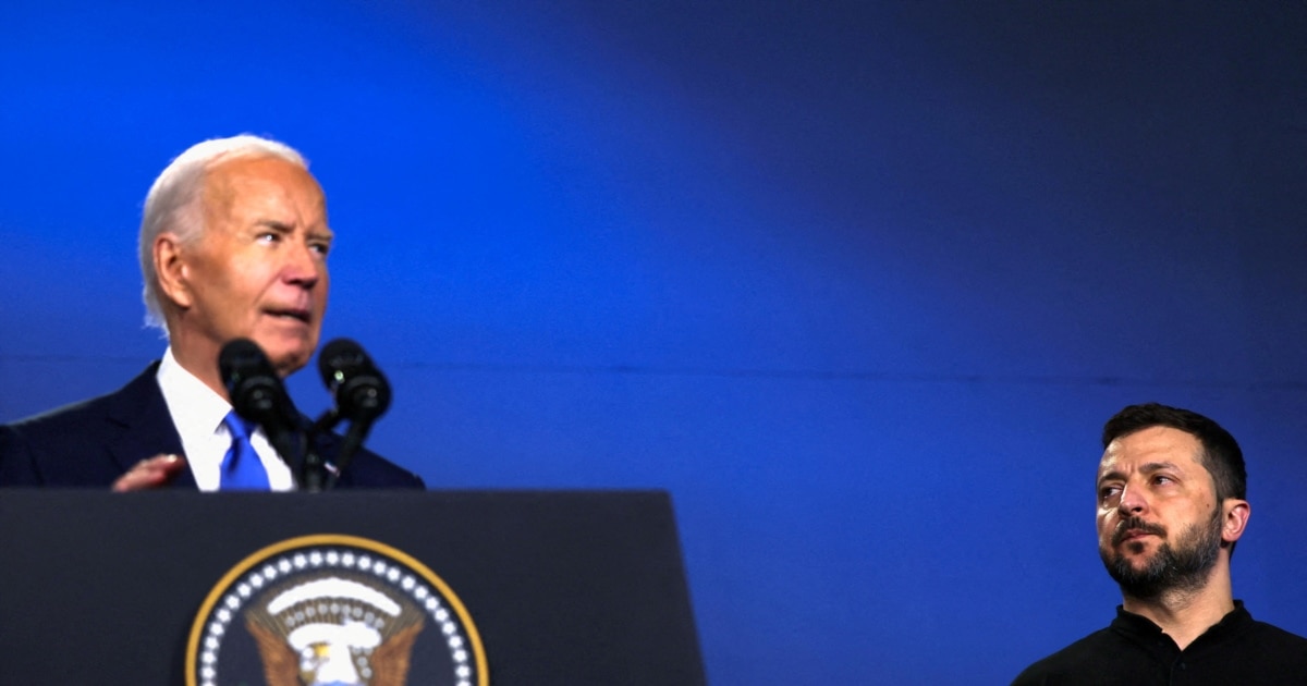 Biden anuncia 8 mil milhões de dólares de ajuda militar à Ucrânia
