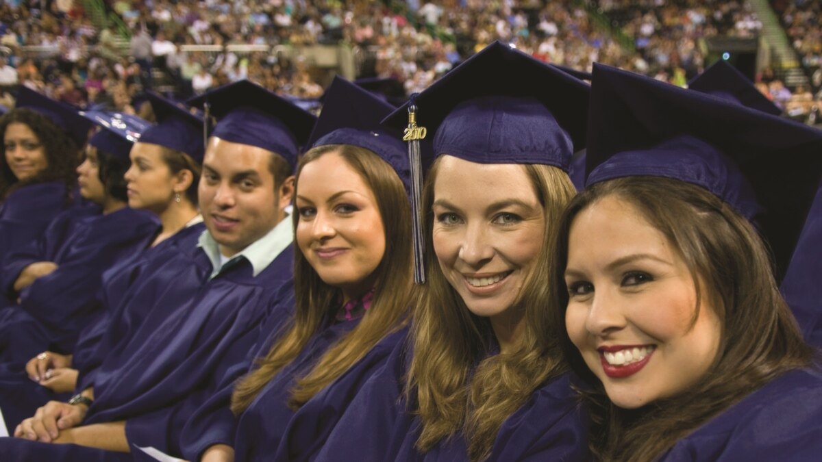 Study: Many Students Who Quit College Are Close to Completion