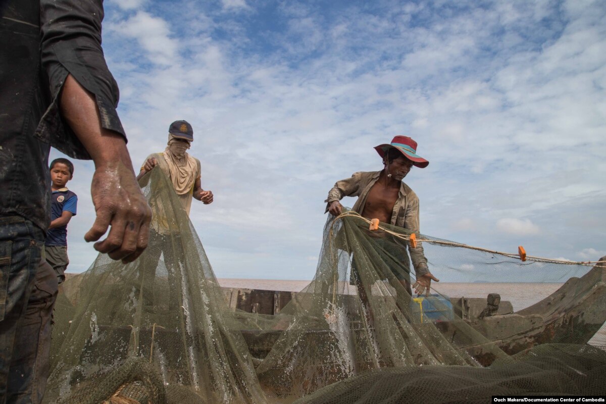Pollution, Overfishing Threaten Important Cambodian Lake