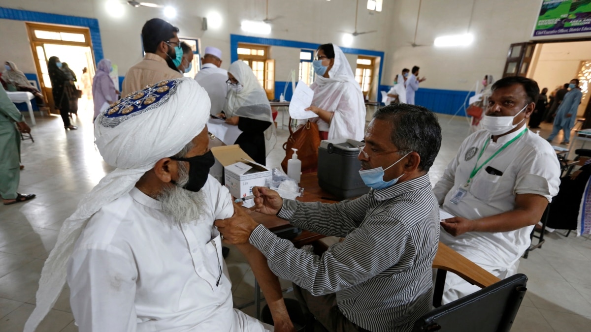 WHO Approves Chinese-Made COVID Vaccine for Emergency Use