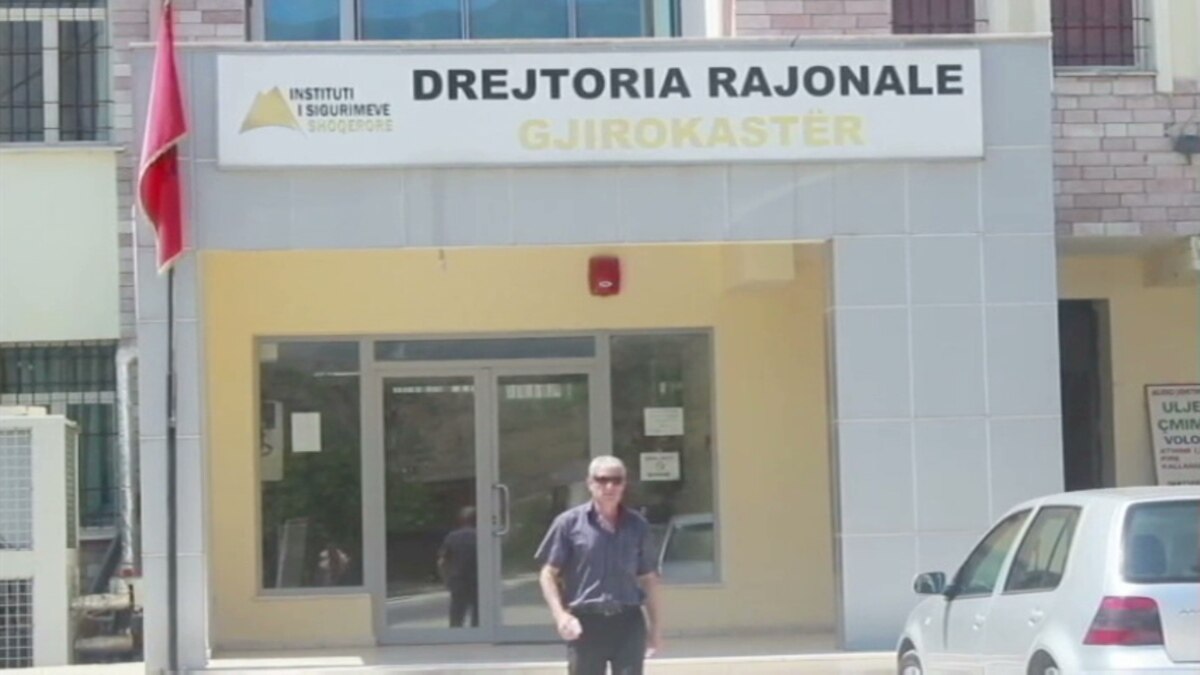 Emigrantët dhe sigurimet shoqërore Emigrantët dhe sigurimet shoqërore