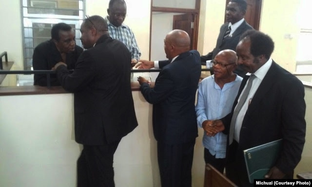 TANZANIA 🇹🇿 HABARI: CHENGE NA MRAMBA WAHUKUMIWA JELA KWA WIZI WA MAMILIONI