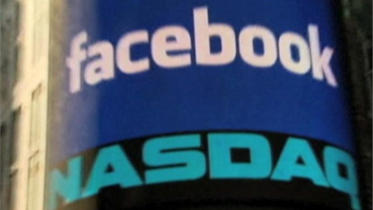 Facebook Stock Falls Below $30 a Share