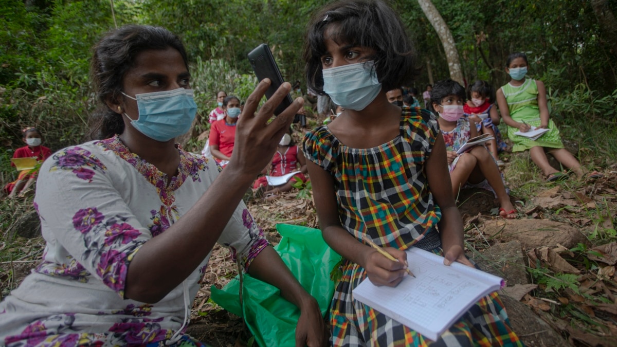 Promoviendo la educación universal