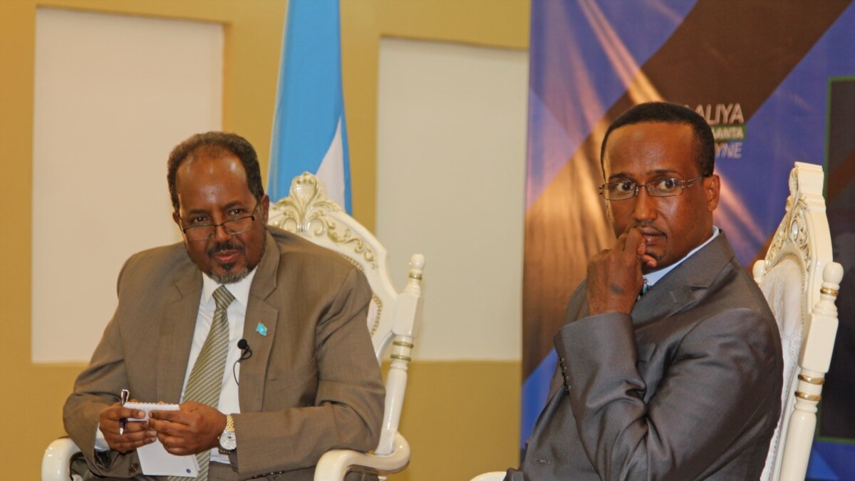 VOA Somali Town Hall Connects Minnesota and Mogadishu