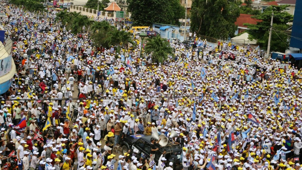 Massive Rallies on Both Sides as Campaigning Ends