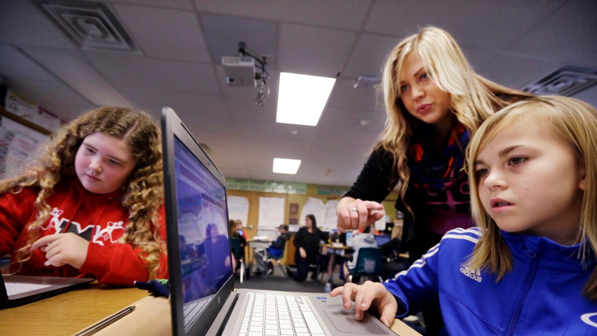 Study: Girls Outperform Boys on Tech, Engineering, Even Without Class