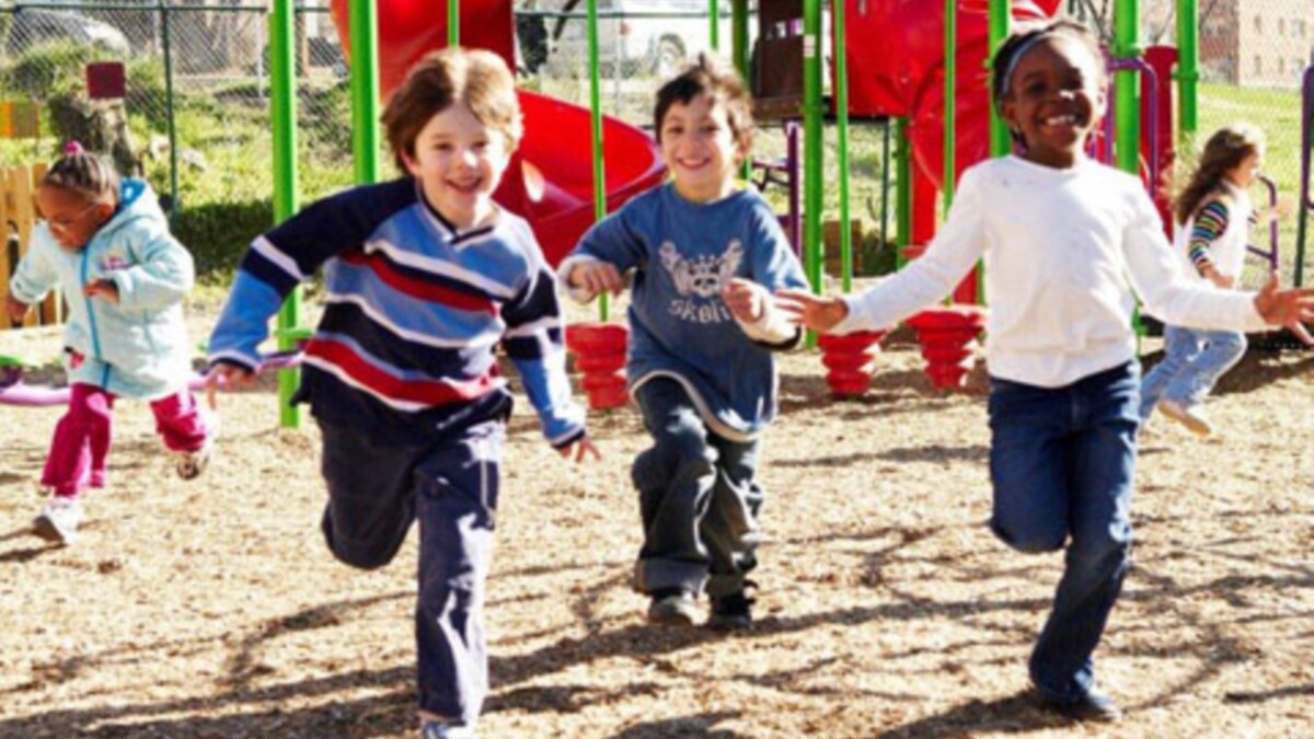 'Play Lady' Calls for Old-Fashioned Play