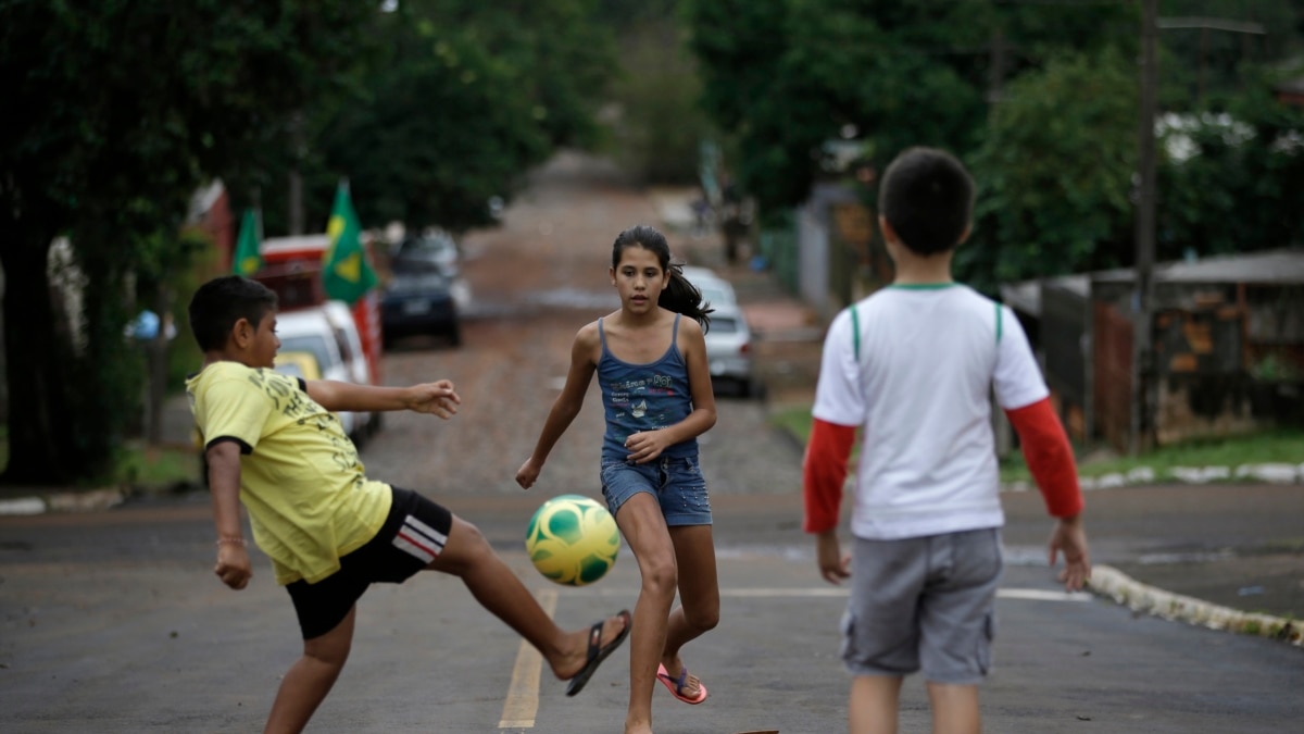 Quiz - Is 'Goofing Off' Good for Children?