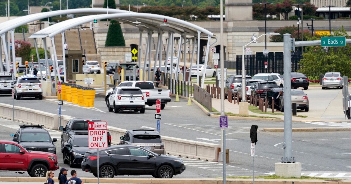 Multiple Injuries as Gunshots Fired at Pentagon Transit Stop
