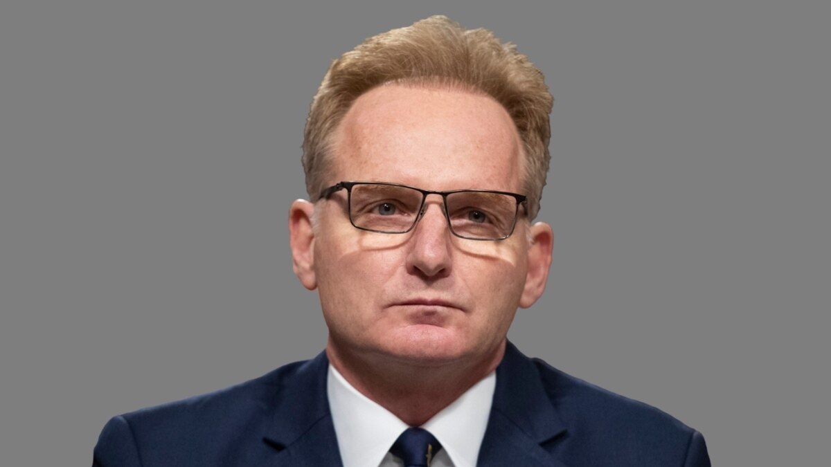 Acting Navy Secretary Resigns After Comments Critical of Relieved Captain