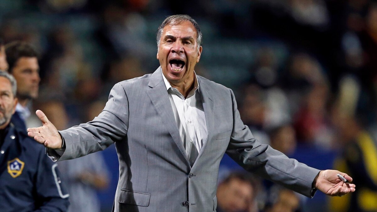 US Soccer Brings Back Arena to Coach Men