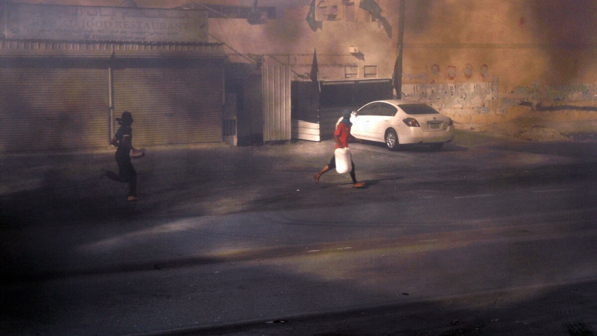 Bahrain's Top Court Upholds Prison Terms for 13 Dissidents