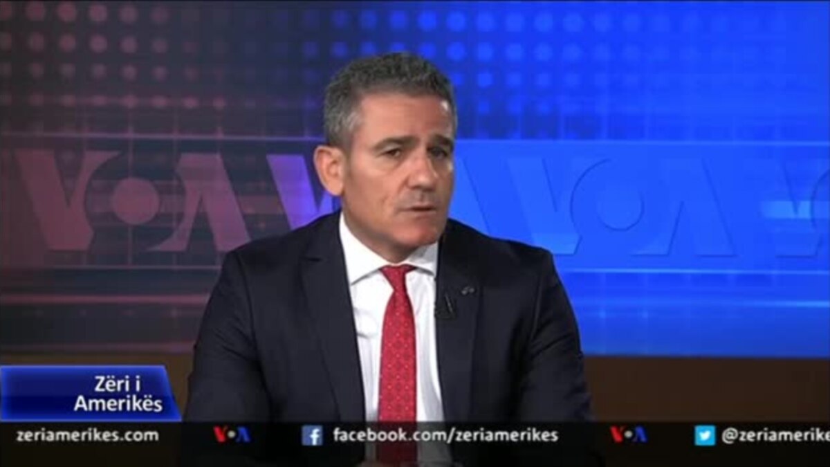 Gazetari Aleksandër Çipa flet për gjendjen e medias në Shqipëri