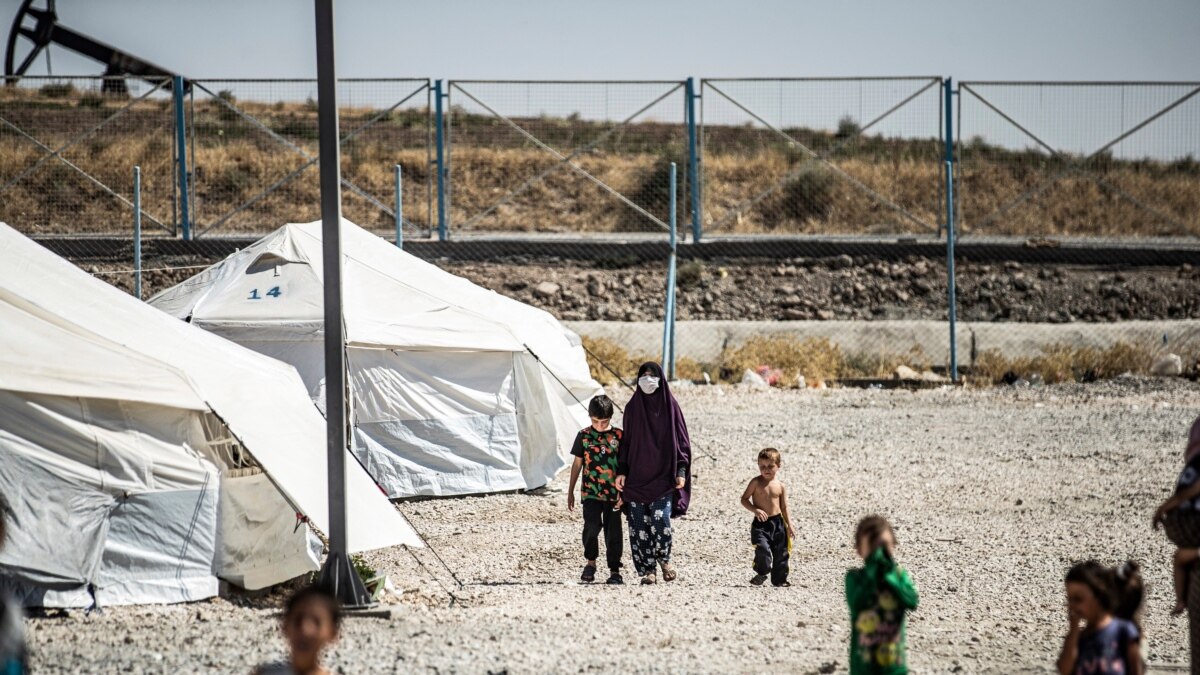 Displaced Syrians Heading Home From Notorious al-Hol Camp