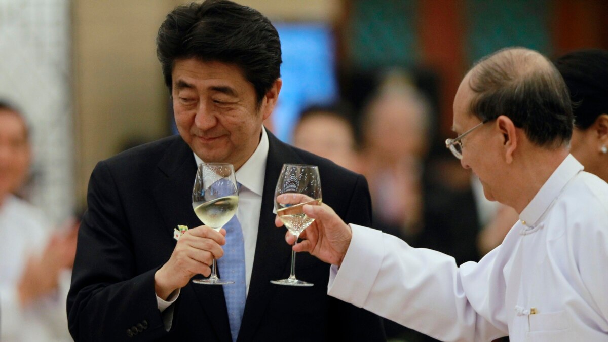 Japan's Abe Ends Burma Visit with Aid, Debt Write-off