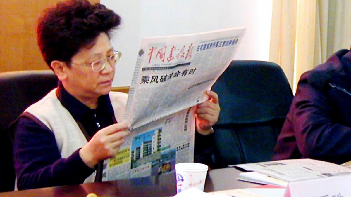 China Battles to Bring Fugitives Back