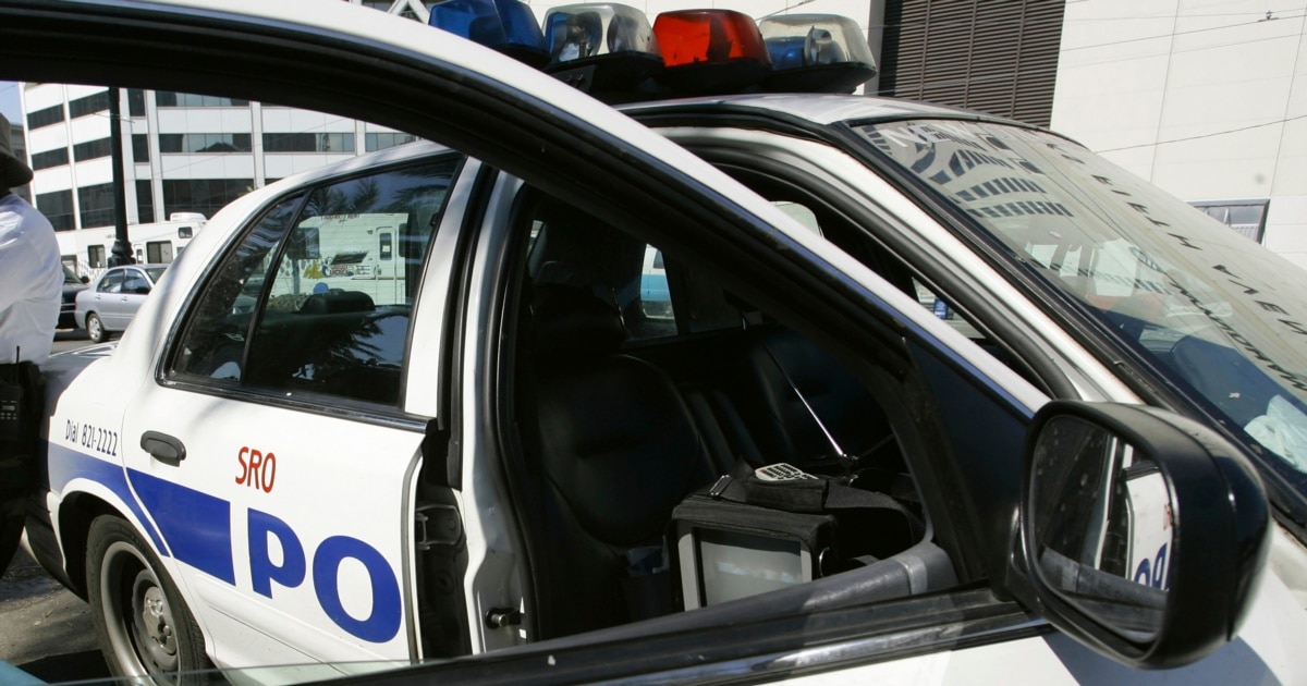 2 Moun Mouri, 10 Blese nan Fiziyad Tou Pre Pakou Defile New Orleans lan