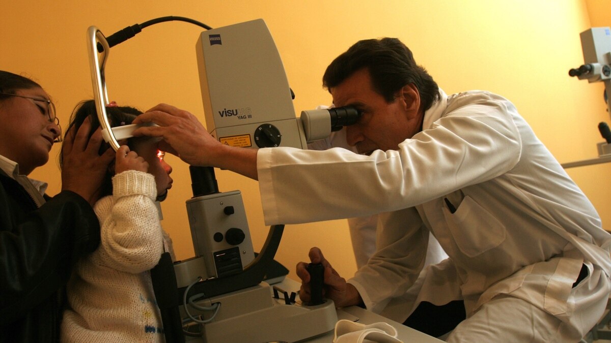 Cataract Surgery Helps Stem Cells Restore Vision