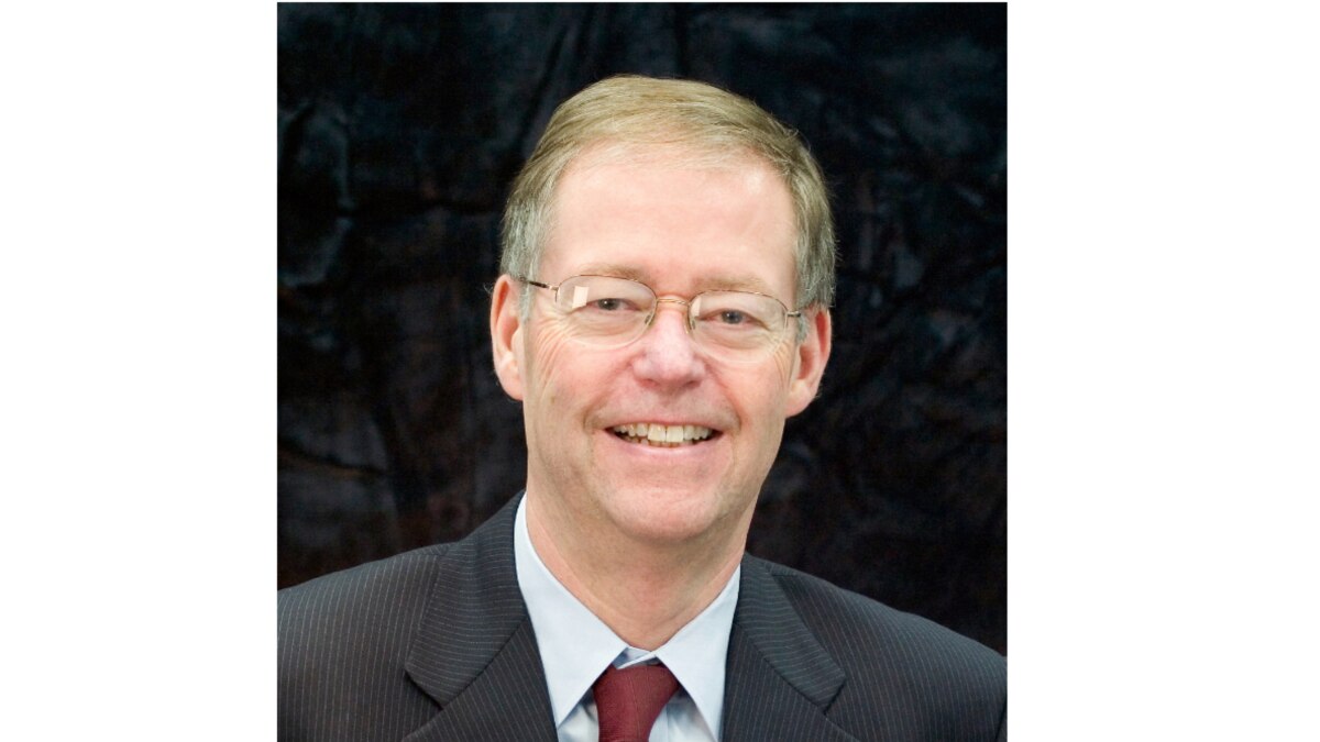 Danforth Austin (2006-2011)