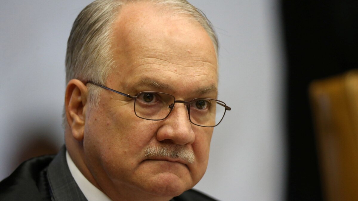 Brazil Supreme Court Justice Orders Probe Into 8 Cabinet Ministers