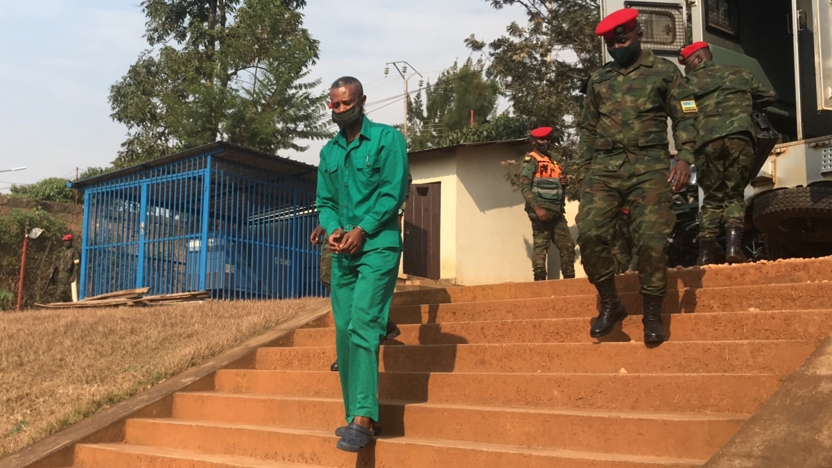 Colonel Tom Byabagamba Yahamijwe Icyaha cy'Ubujura