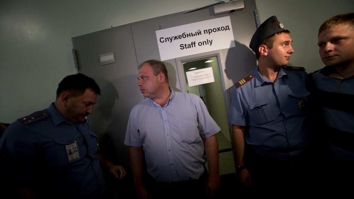 Timeline: How Edward Snowden Evaded US Prosecution