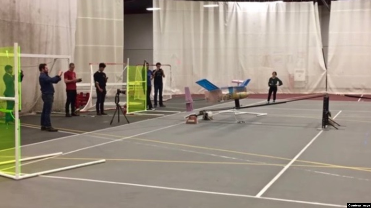 First Flight Completed of Plane with No Moving Parts