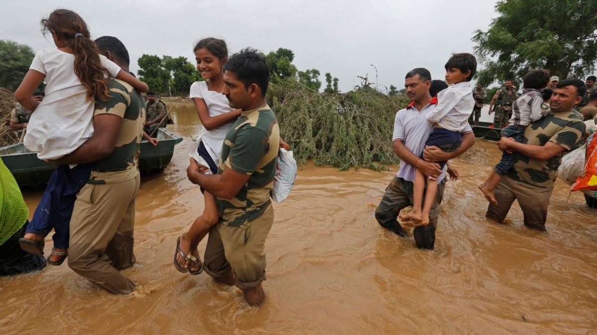 UNICEF: 16 Million Children Affected by South Asia Floods