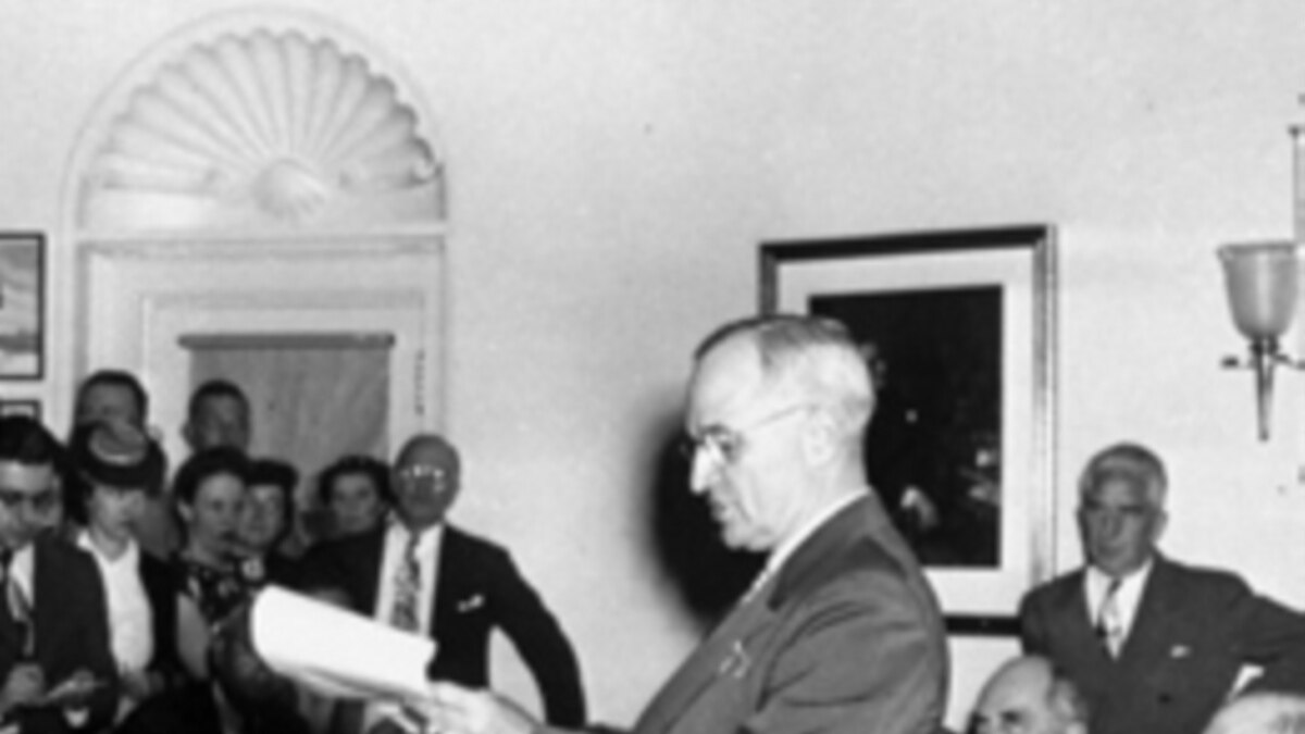 American History: Roosevelt's Death Makes Truman President