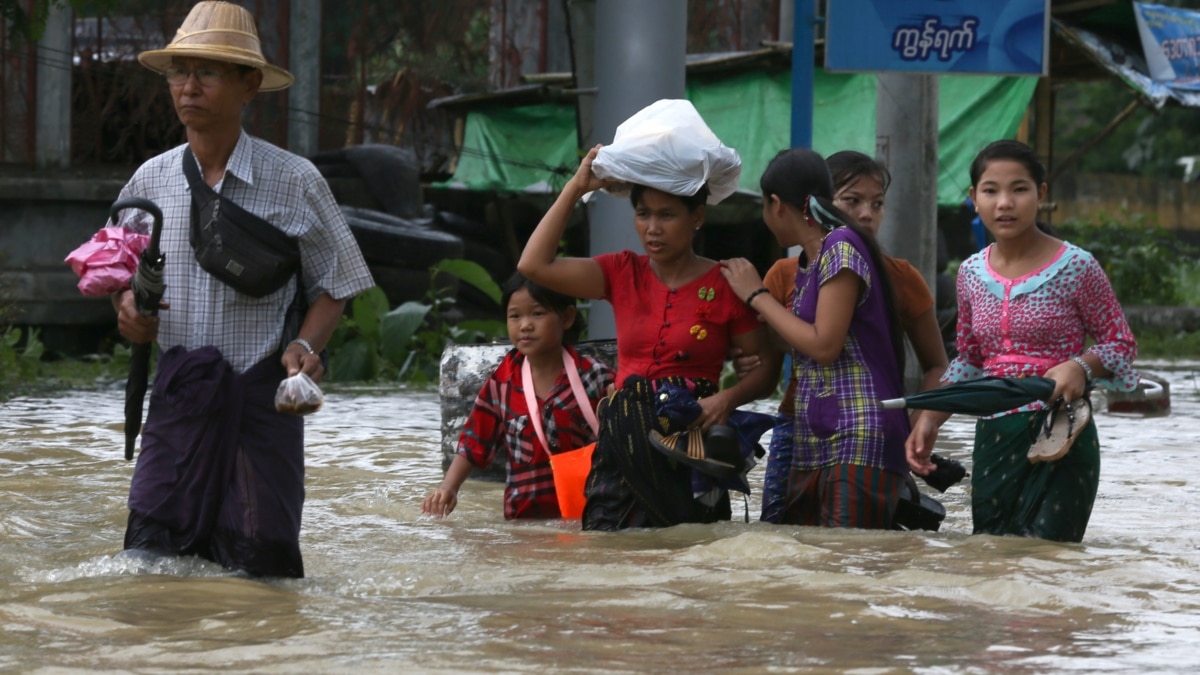 Myanmar Floods Force More Than 100,000 to Flee Homes