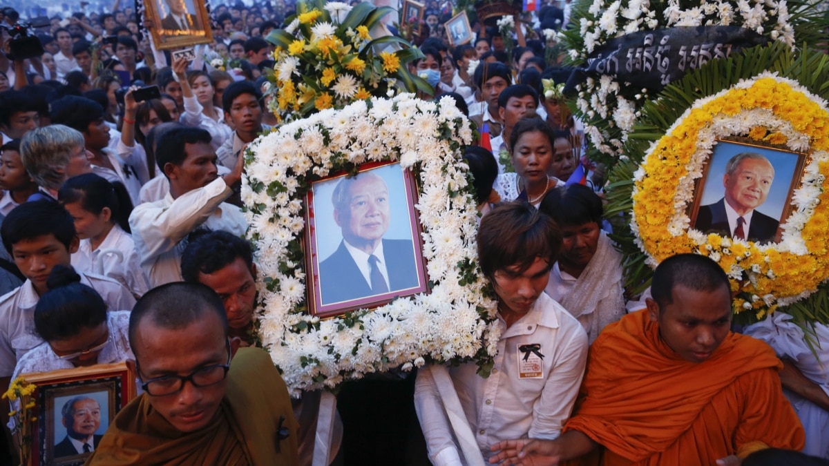Art Pieces Dedicated to Late King Norodom Sihanouk