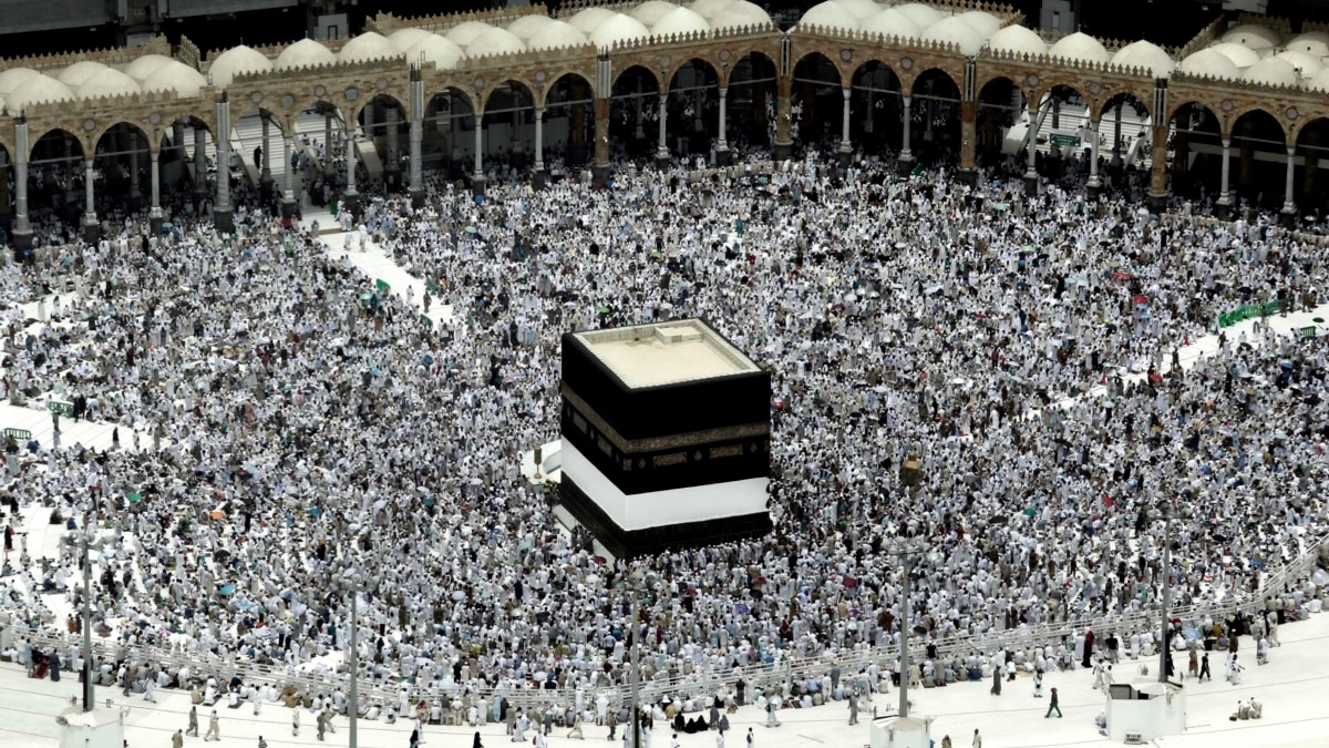 Saudi Arabia to Allow Qatari Hajj Pilgrims Through Border Crossing