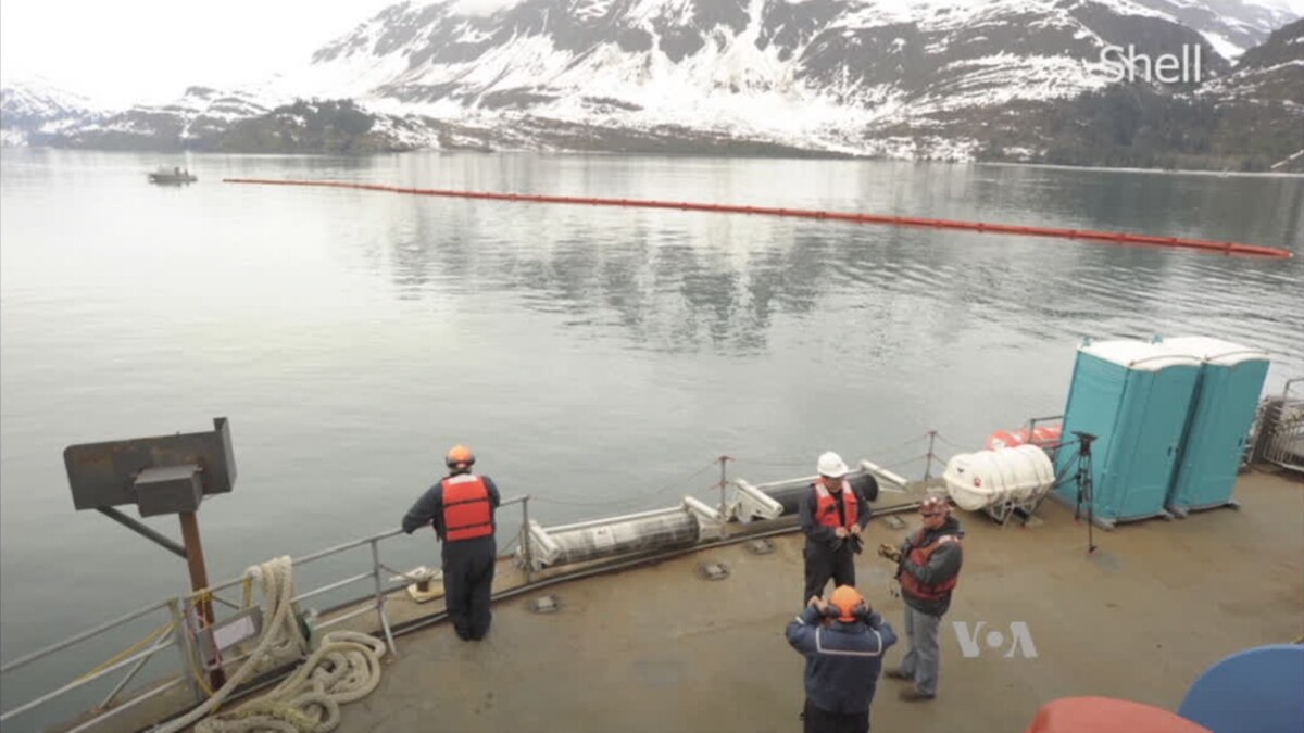 Arctic Draws International Competition for Oil