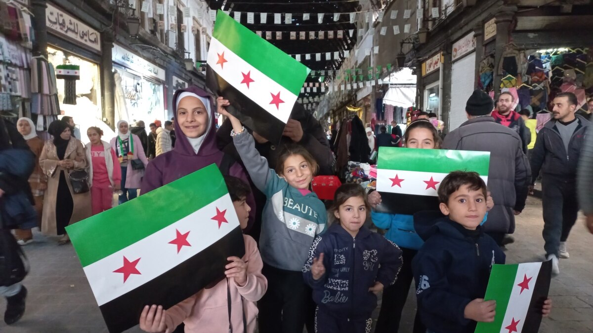 Madaxweynaha Suuriya oo saxiixay dastuur ku-meel gaar ah