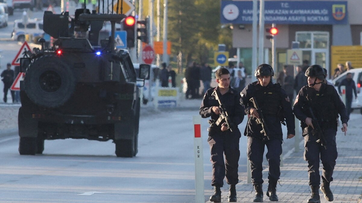 Turkiga oo qaaday weerar jawaab ah kadib 5 qof oo lagu dilay Ankara
