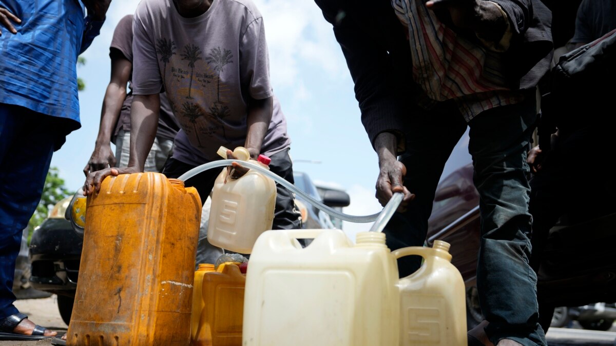 Scrapping of Nigeria’s Fuel Subsidies Affects Niger’s Black Market