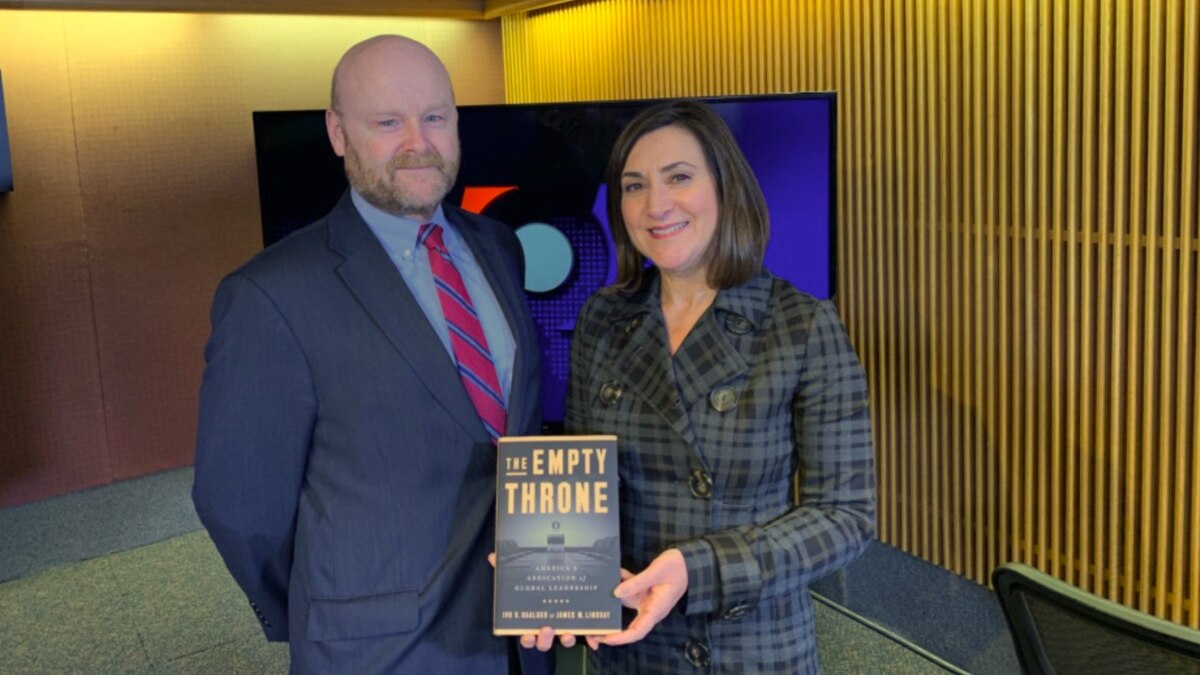 James M. Lindsay: The Empty Throne: America’s Abdication of Global ...