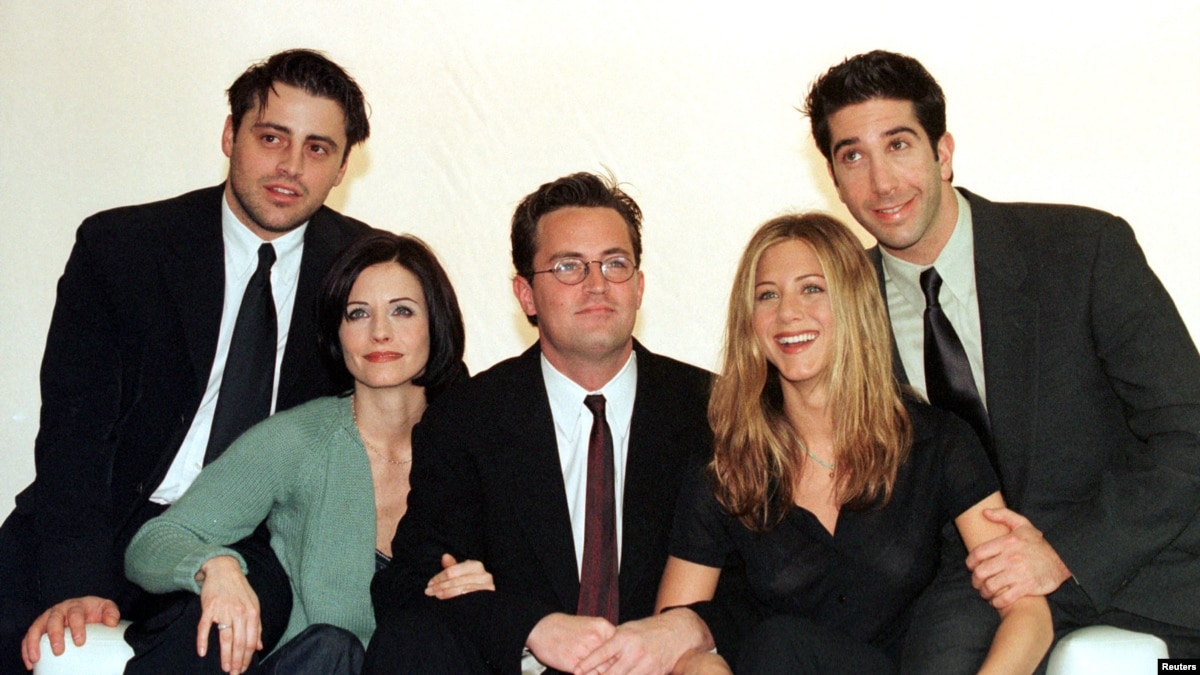 Students Learn English from 'Friends' on American TV