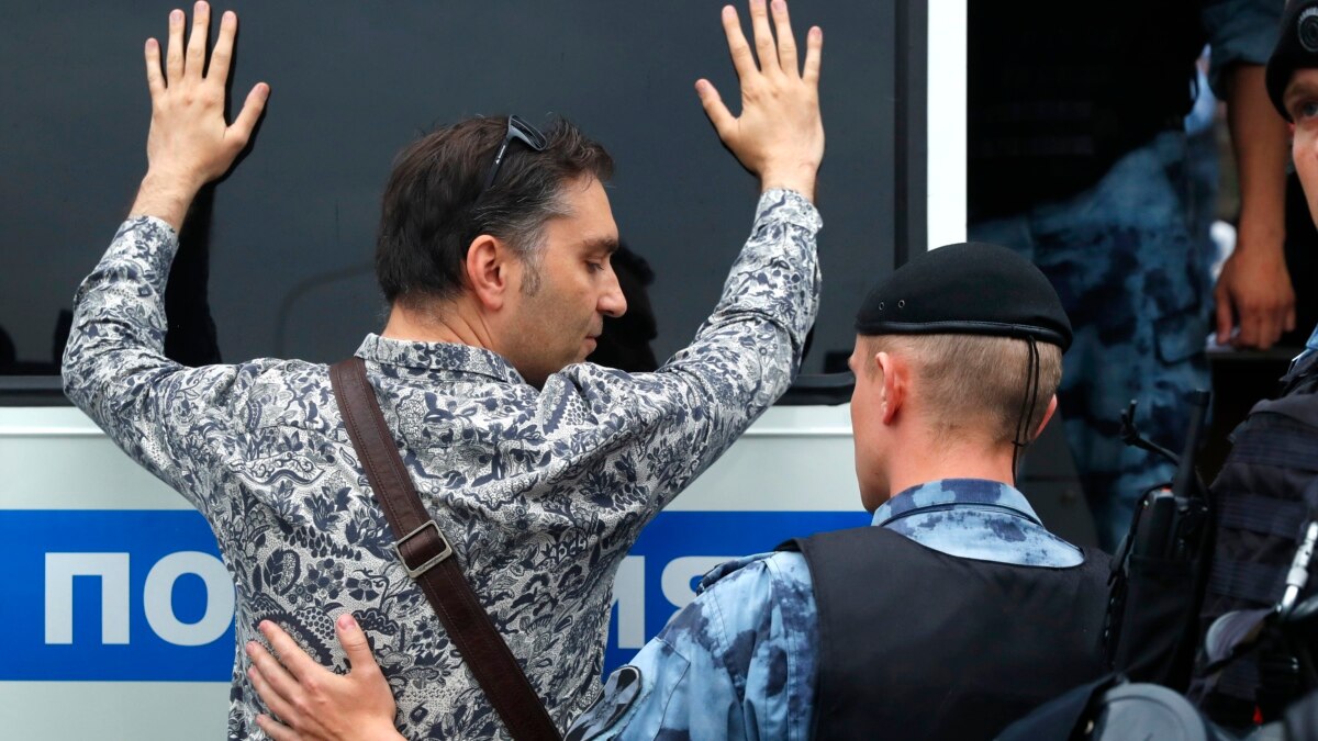 Russian Activists Seek To Build Protest Momentum After Release Of ...