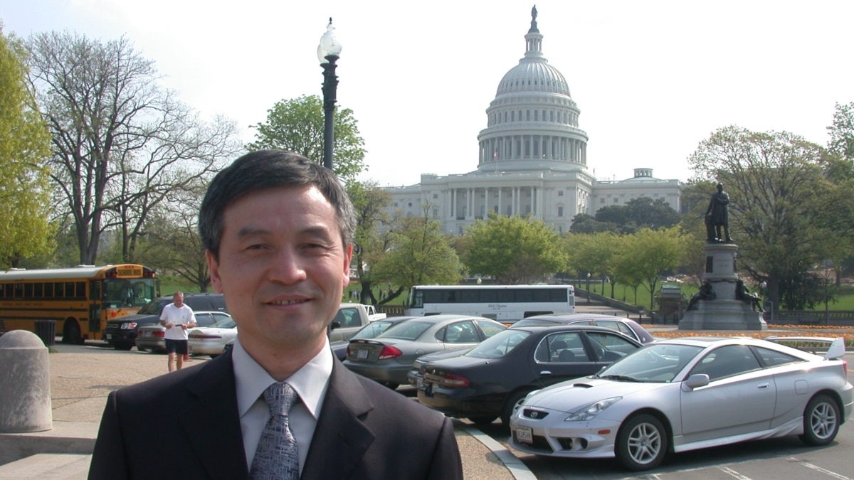 ‘Not a Single Sound’: Chinese Critic He Weifang Falls Silent