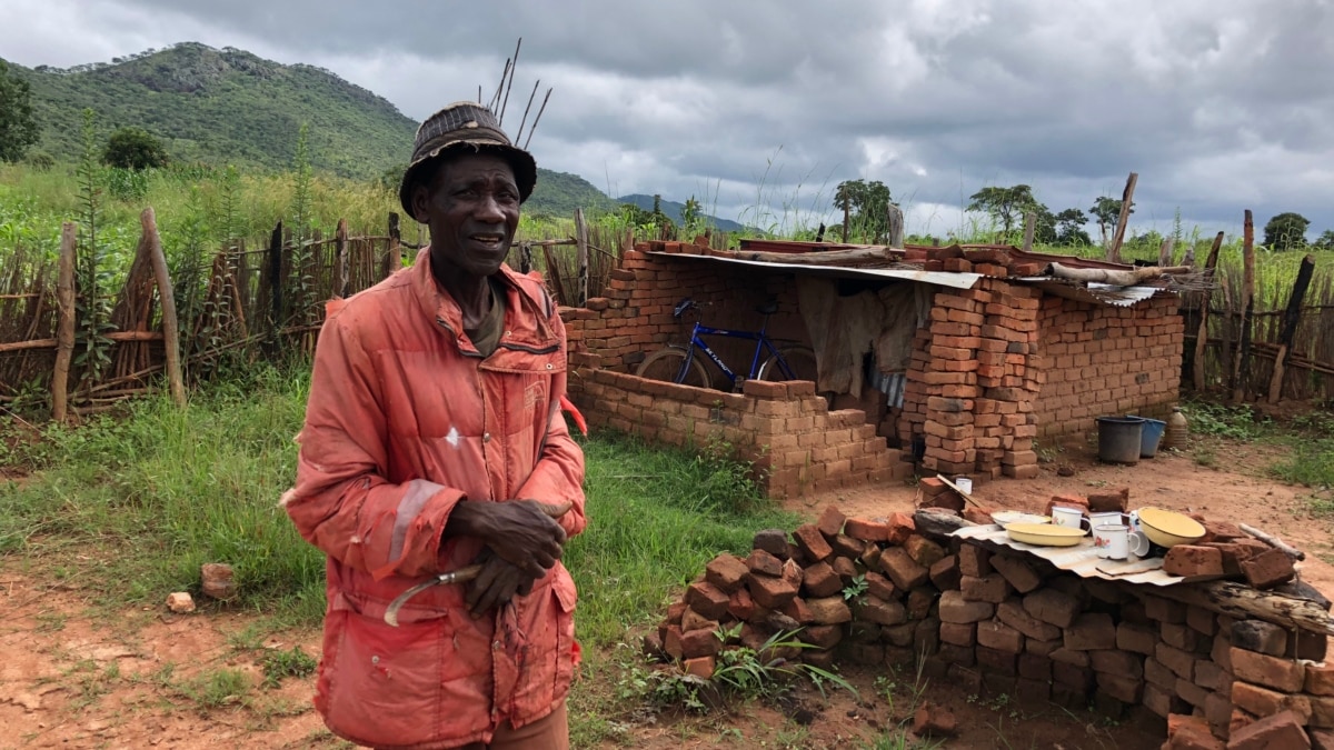 Zimbabwe Court Orders State to Compensate Evicted Black Farmers