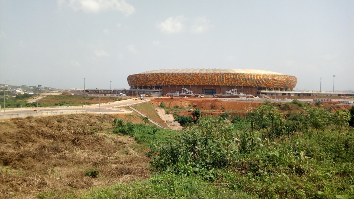Le stade du match d’ouverture de la CAN en chantier depuis 12 ans au ...