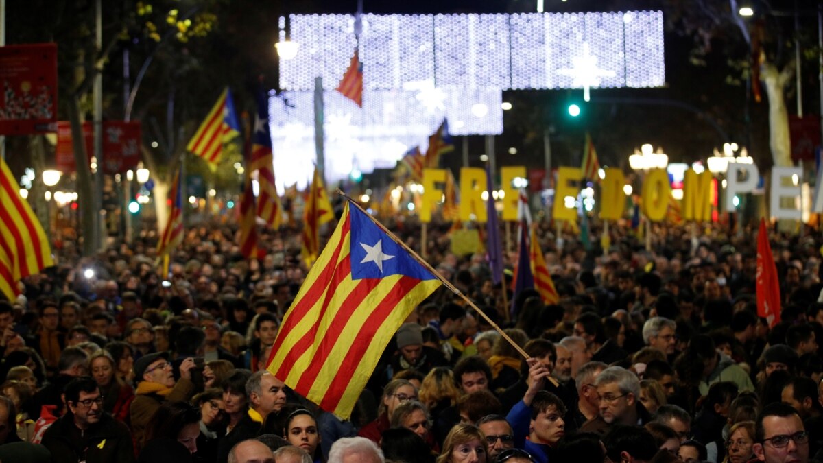 Протести во Шпанија поради преговорите со каталонските сепаратисти