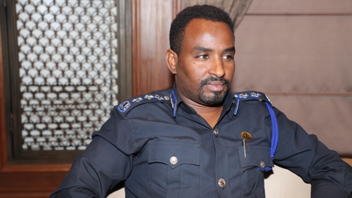 Saadiq John oo xilka laga qaaday kadib markii uu sheegay inuu joojiyey ...