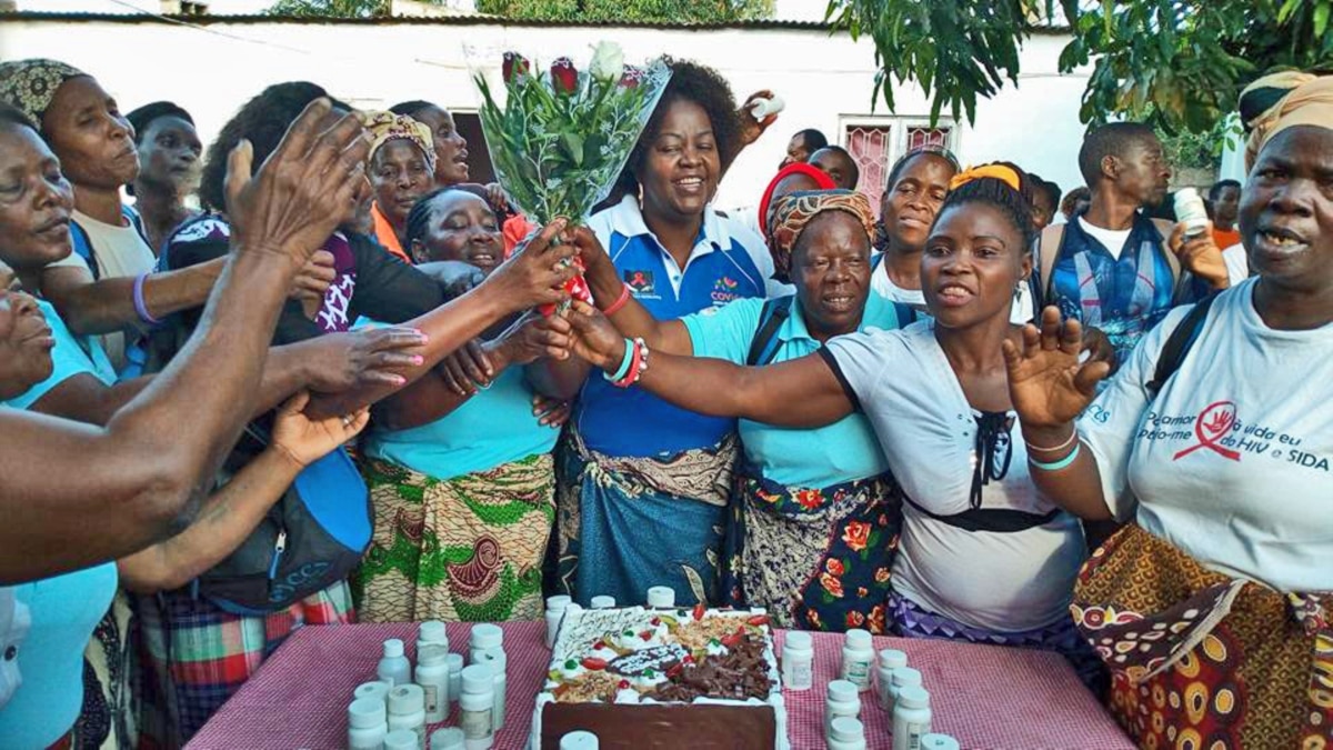 Mulheres lideram a luta contra a Sida em Angola e Moçambique