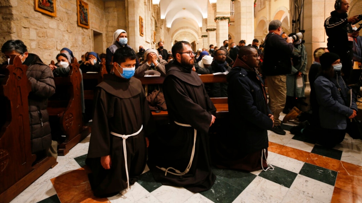 Christmas Celebrations Continue in Bethlehem Despite Omicron Travel Ban